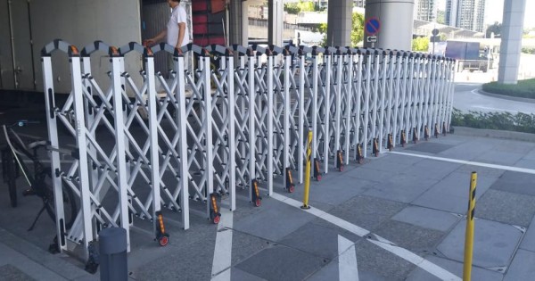 Aluminium Retractable Barrier Gate